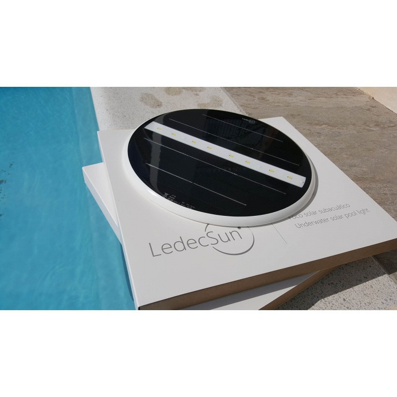 Luz solar submarina LedecSun para piscinas sin cables Instalación Adesivo
